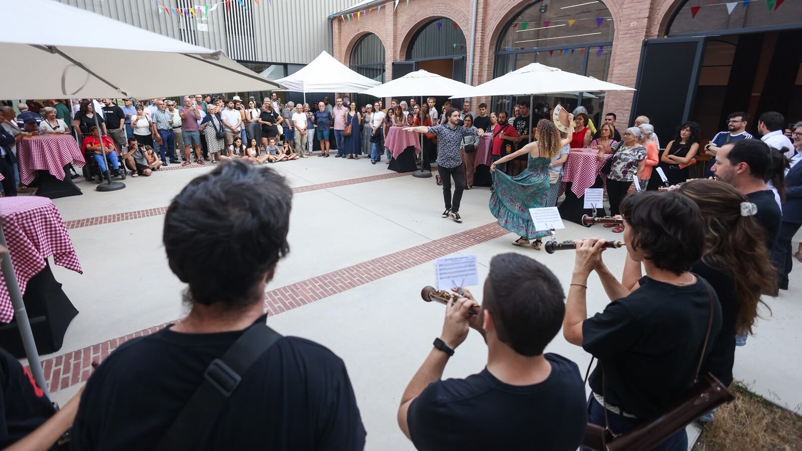 "És una Festa Major molt nostra": Sant Cugat posa en valor les entitats ...